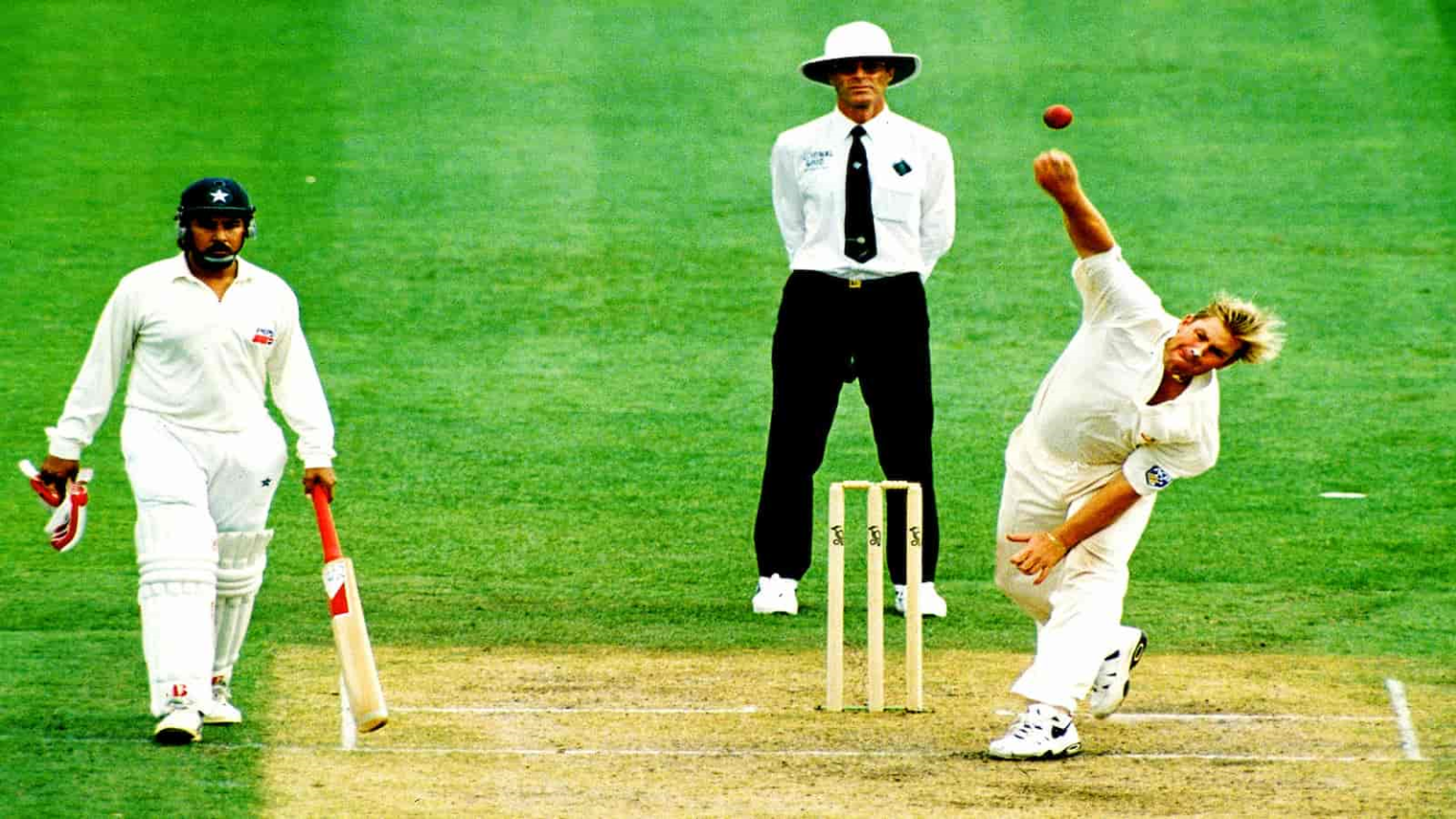 what is "googly ball" in cricket? The SportsLite