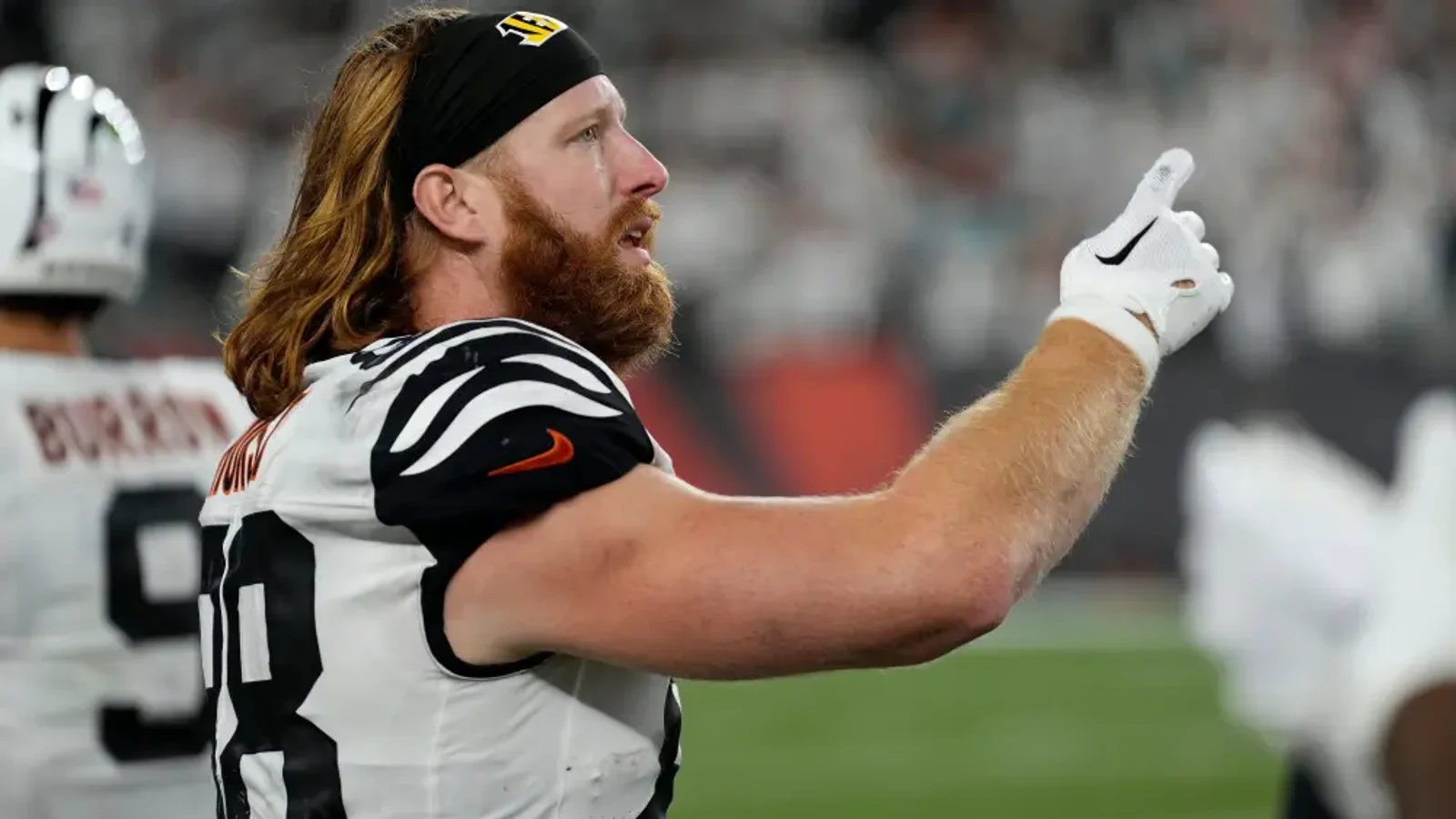 Hayden Hurst ruled out due to Calf injury vs Kansas City Chiefs