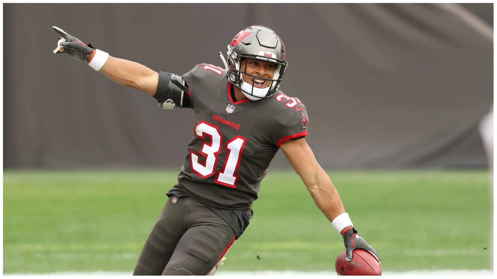 Who is Antoine Winfield Jr girlfriend? Know all about her