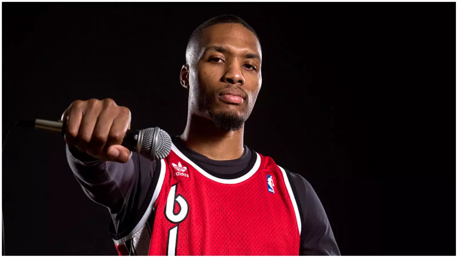 Damian Lillard drops a fire rap song during a 7-hour airplane delay ...
