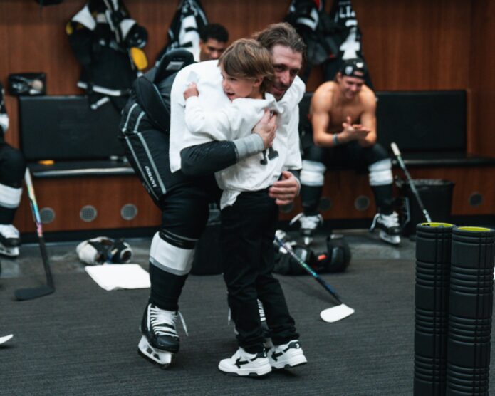 Heartwarming: Anze Kopitar surprised by his son Jakob as the senior Kopitar registered a new high